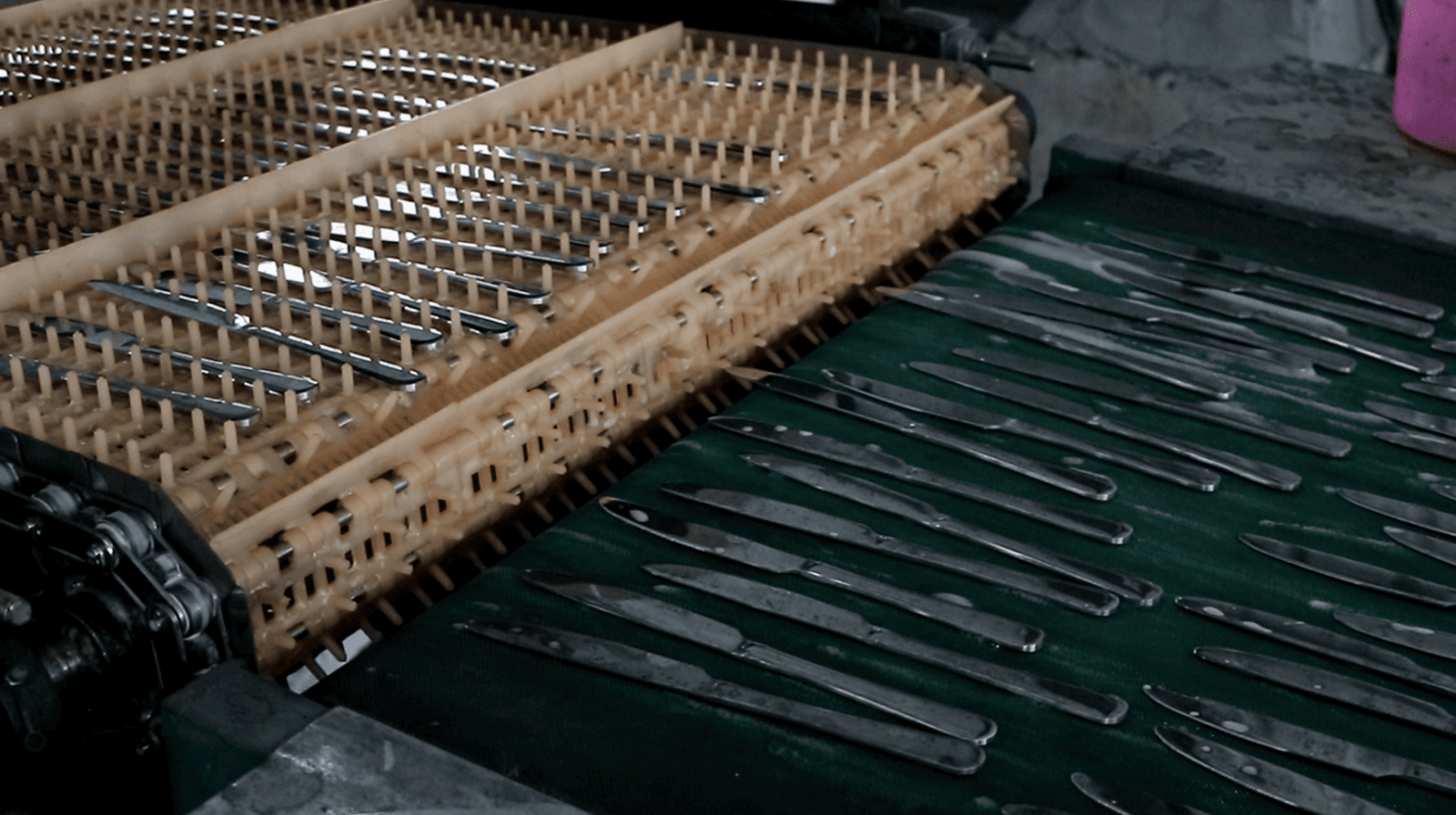 The Ten-Step Process for Stainless Steel Cutlery Manufacturing ...