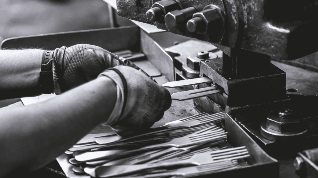 The Ten-Step Process for Stainless Steel Cutlery Manufacturing ...